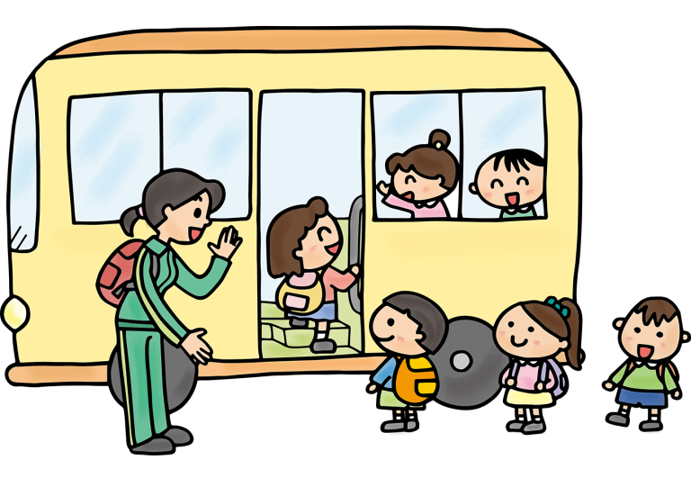 「バスに乗り込む子供たちと先生(春の遠足)」のフリーイラスト イラストわくわくbox